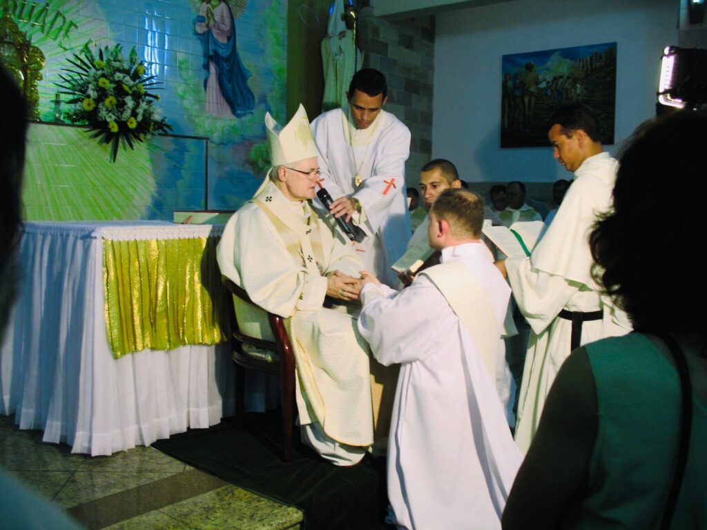 Padre Márcio Celebra 14 Anos De Ordenação Sacerdotal Paróquia Santa
